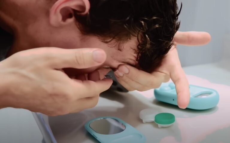 What are Toric Contact Lenses? Here's What You Need to Know